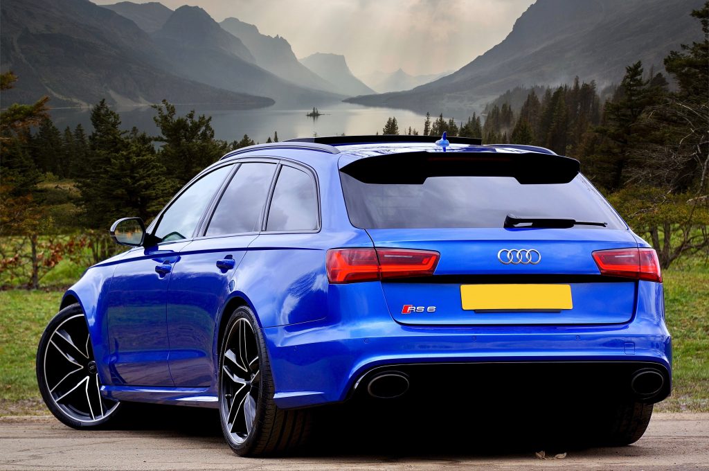 Top 10 Coolest Cars Not Sold in the US – Jackollector
